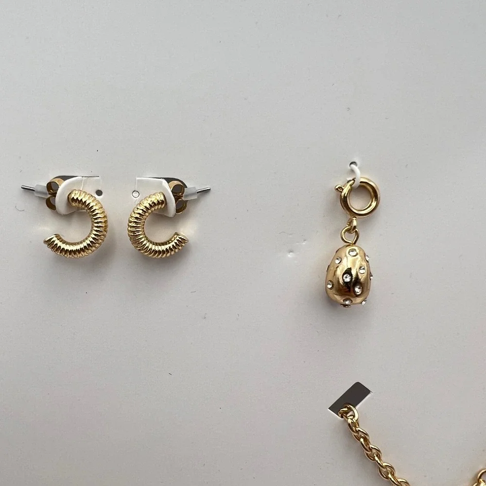 A.New Day | Jewelry | A New Day 7pc Jewelry Set Gold Tone Pearl Charms ...